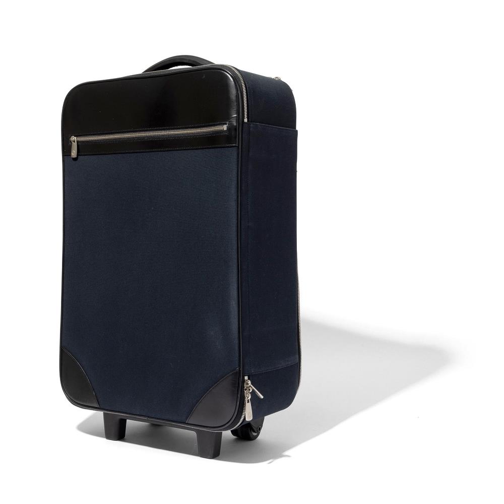 Dunhill suitcase store